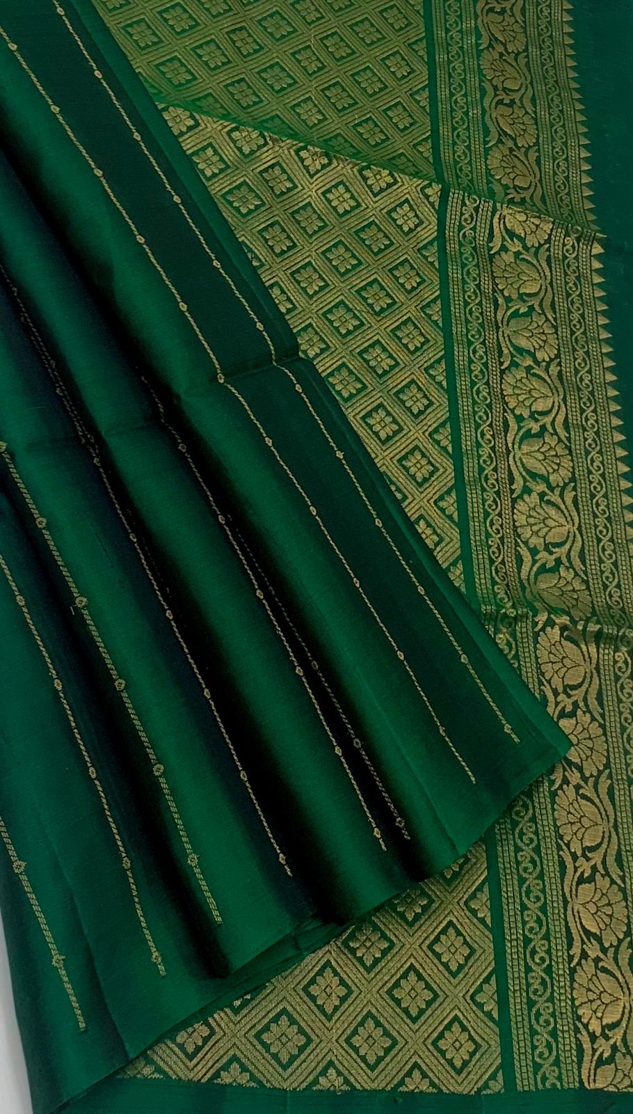 Borderless Soft Silk Sarees